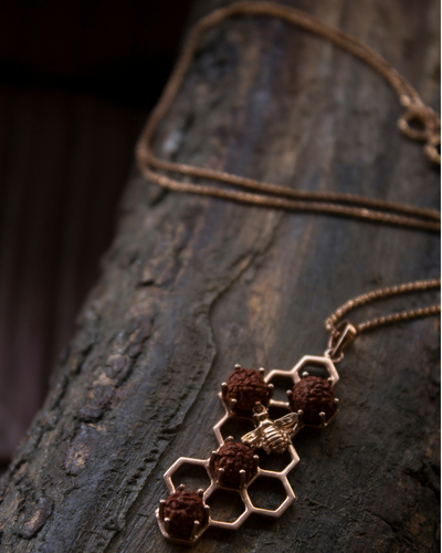 Rose gold buzz neck chain by My East | The Secret Label