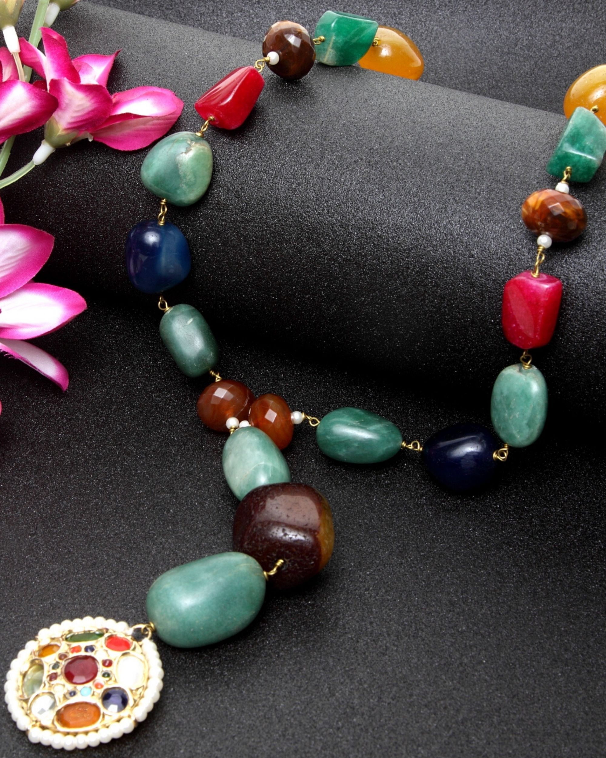 Multi raw stones string neckpiece by Dugri Style | The Secret Label