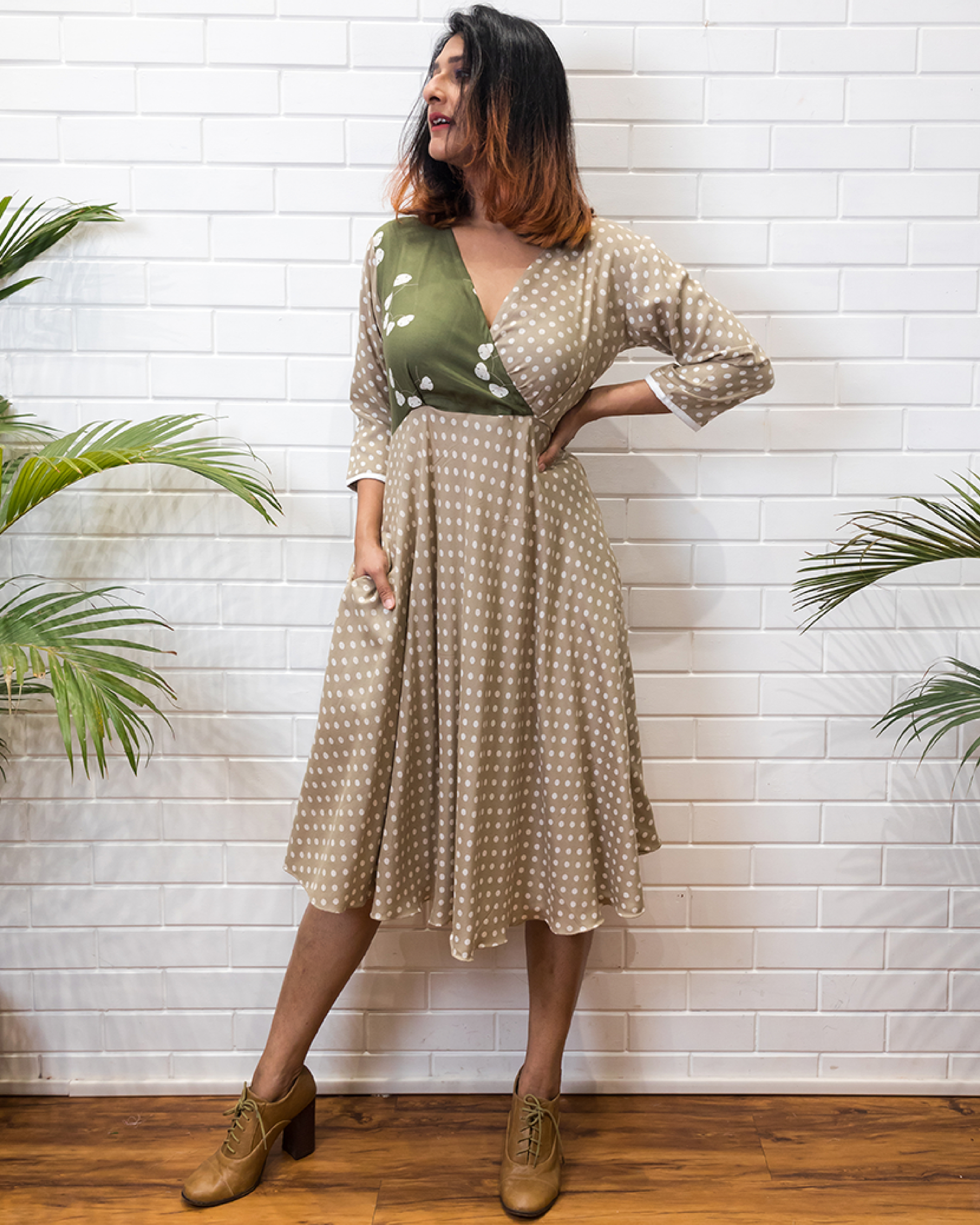 Polka mint dress by Why So Blue | The Secret Label