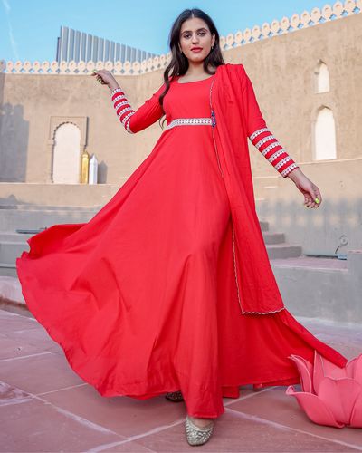 Red crochet maxi dress with dupatta- Set Of Two by Ambraee | The Secret ...