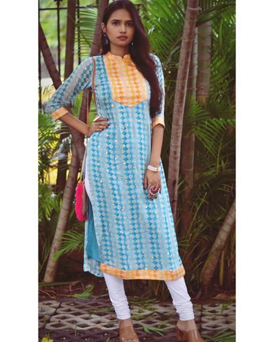 Blue geometric contrast yoke kurta by Tie & Dye Tale | The Secret Label