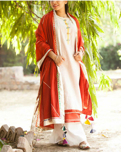 Rust and ivory double layered set by Free Living | The Secret Label