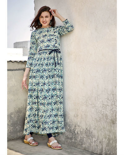 Pearl and blue belt cape by Desi Doree | The Secret Label