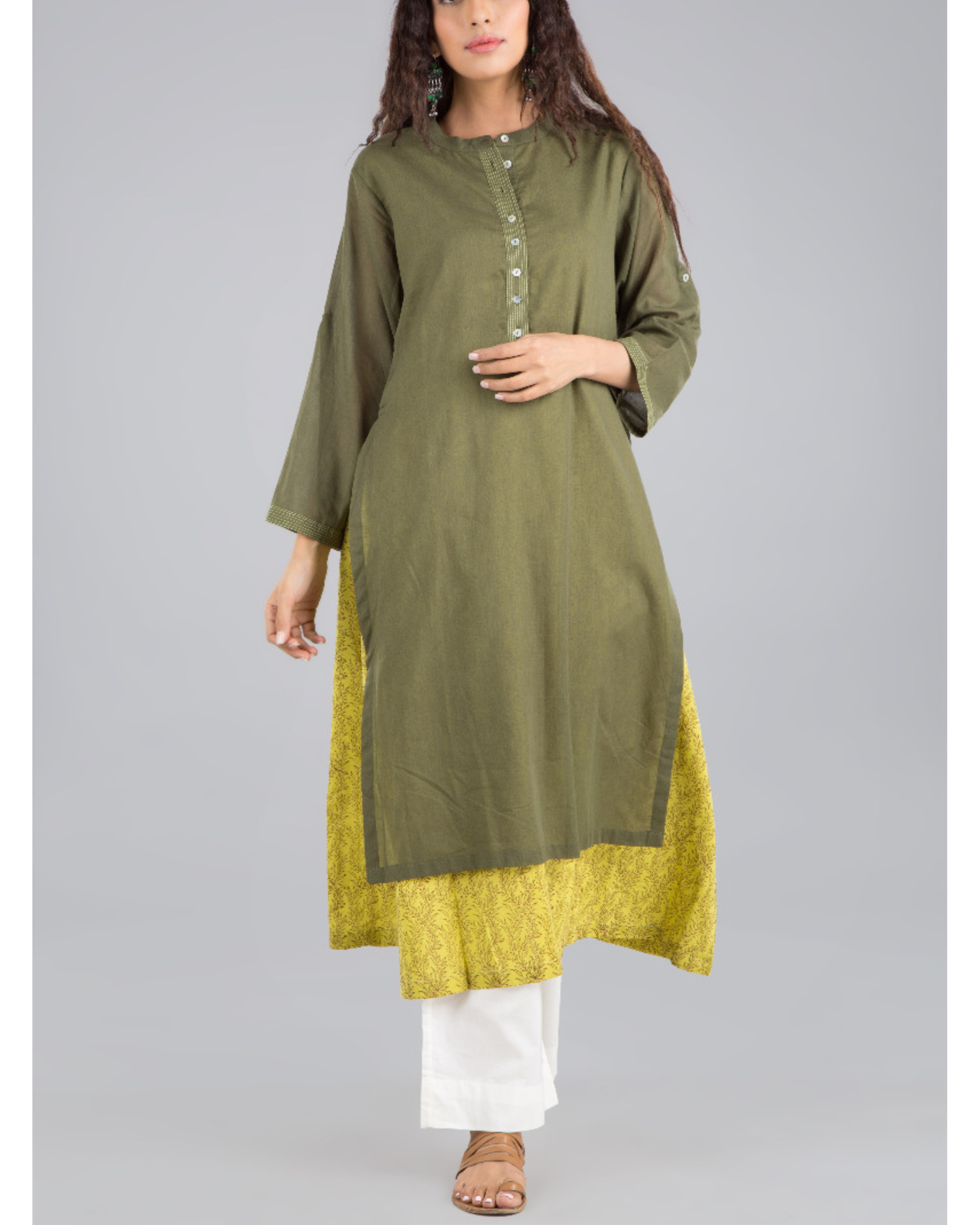 Roohani olive kurta by Vasstram | The Secret Label