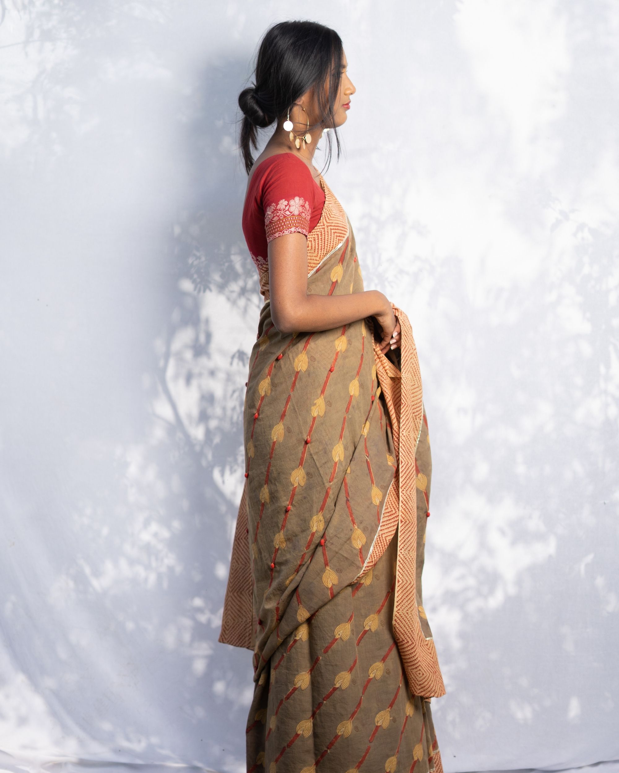 Brownish green sari by I L A M R A | The Secret Label