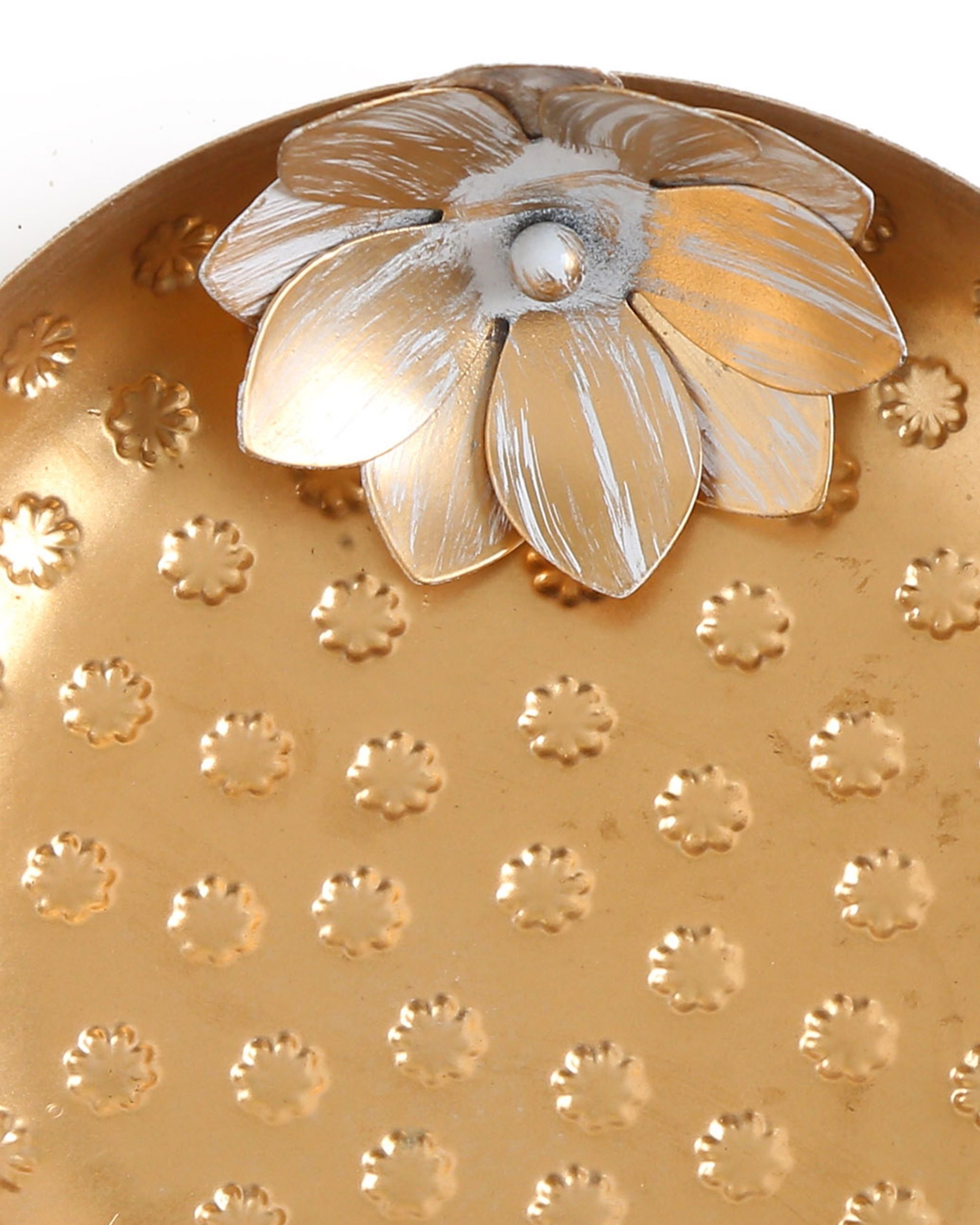 Lotus motif decorative plate - Small by Amoliconcepts | The Secret Label