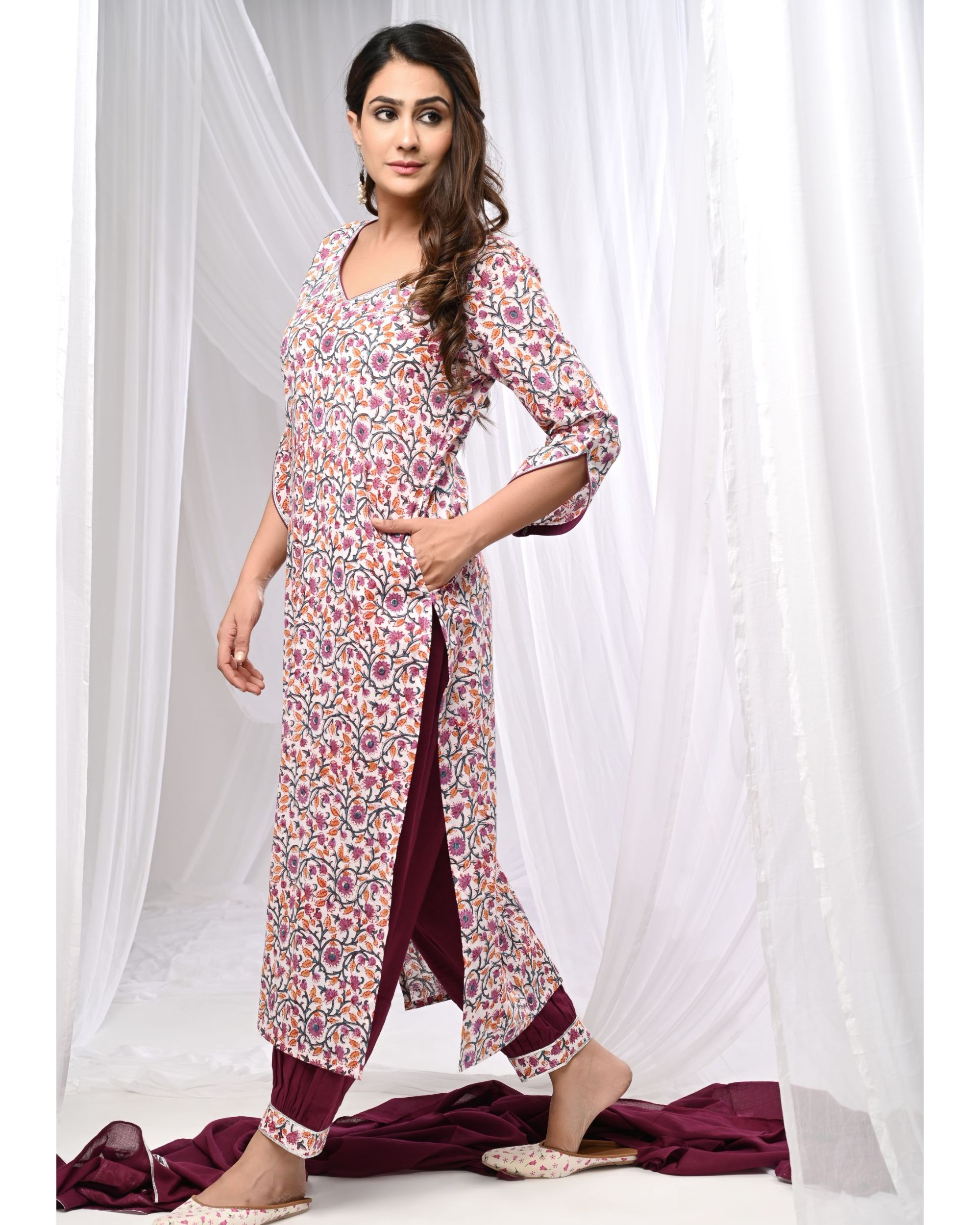 Violet printed Straight kurta set - set of three by Jovi Fashion | The ...