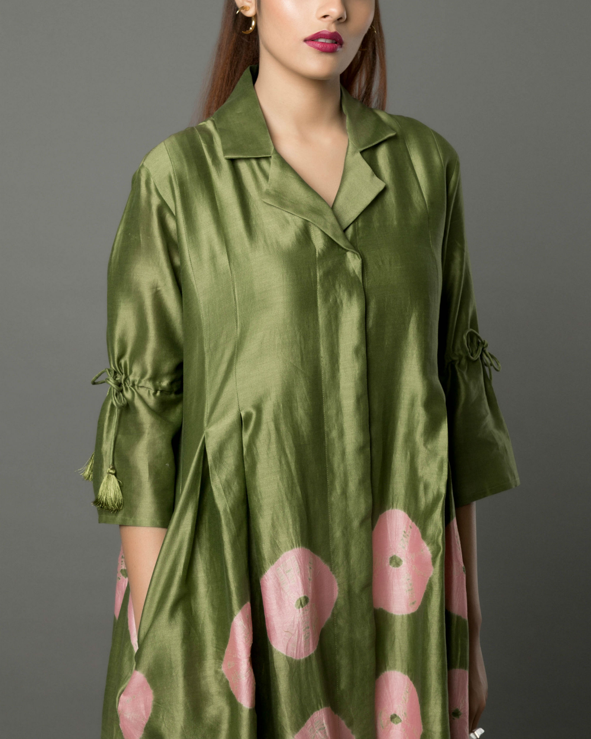 Moniku olive tunic by Ritu Jain Singh | The Secret Label