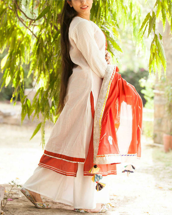 Rust and ivory double layered set by Free Living | The Secret Label