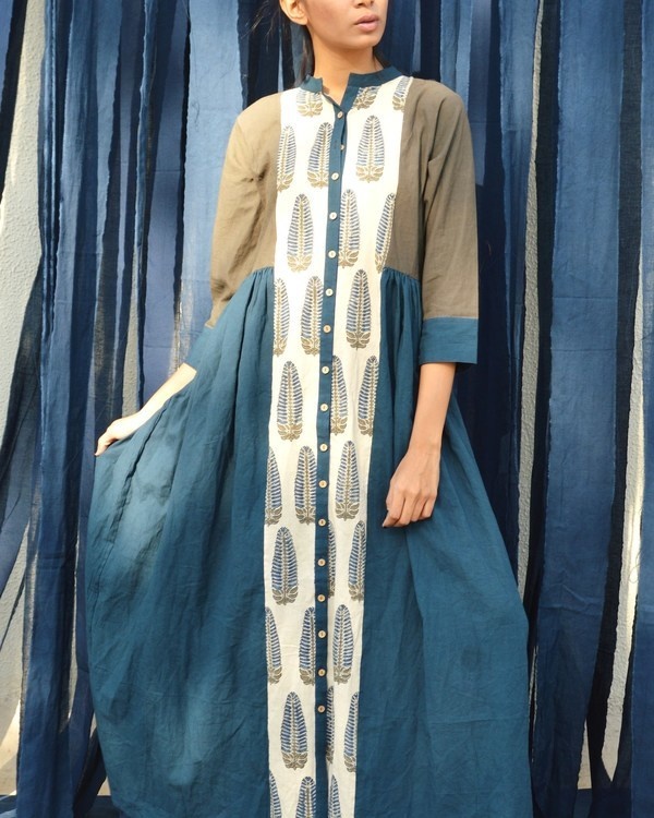 Ivory storm yoke tunic by Silai | The Secret Label