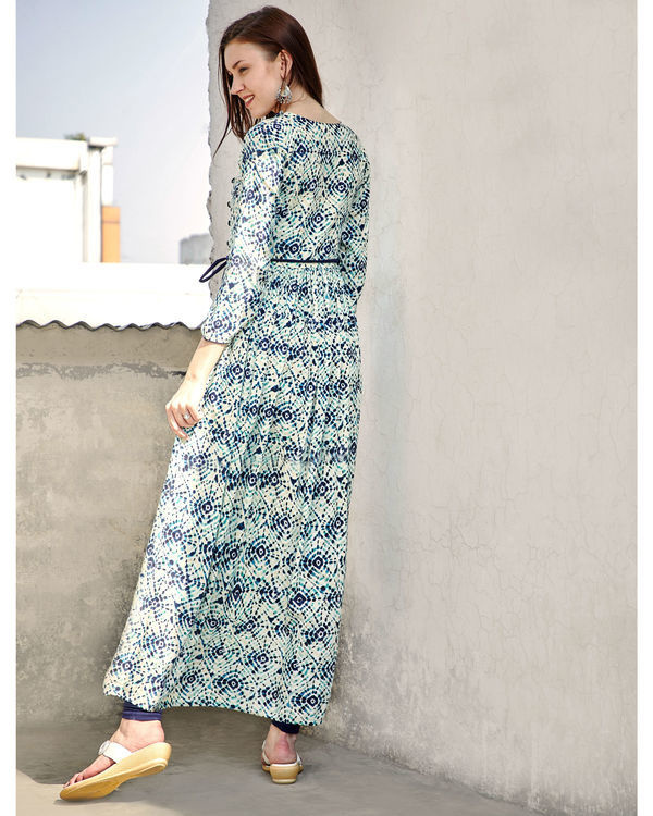 Pearl and blue belt cape by Desi Doree | The Secret Label